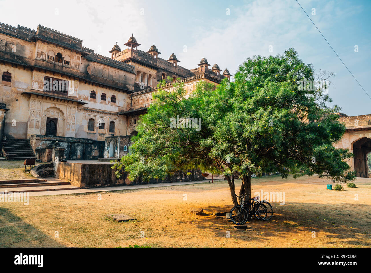 Raja mahal hi-res stock photography and images - Alamy