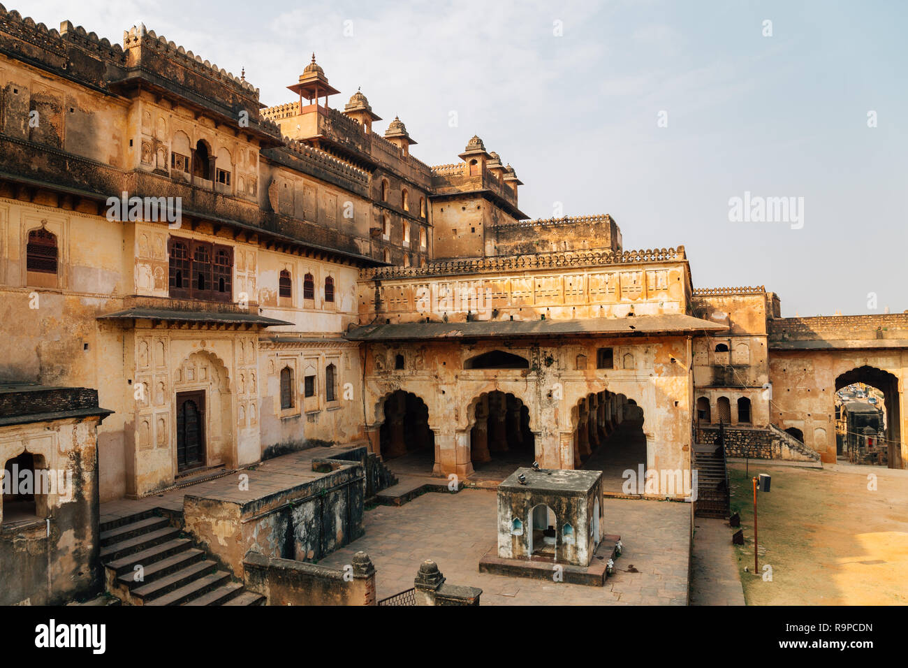 Raja mahal hi-res stock photography and images - Alamy