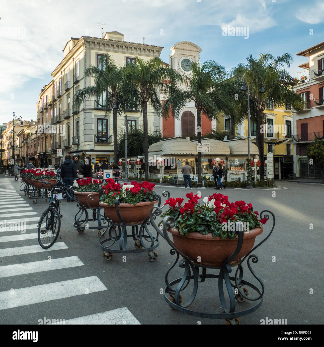 Piazza tasso hi-res stock photography and images - Alamy