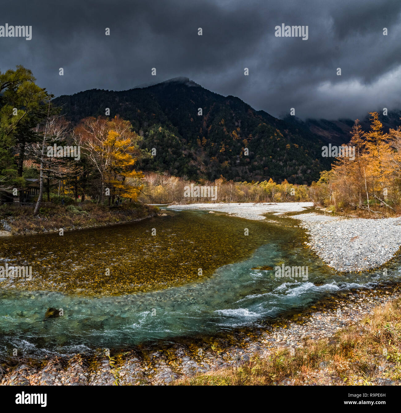 Bend of Azusa River in Kamikochi in Autumn, Japanese Alps, Chubu ...