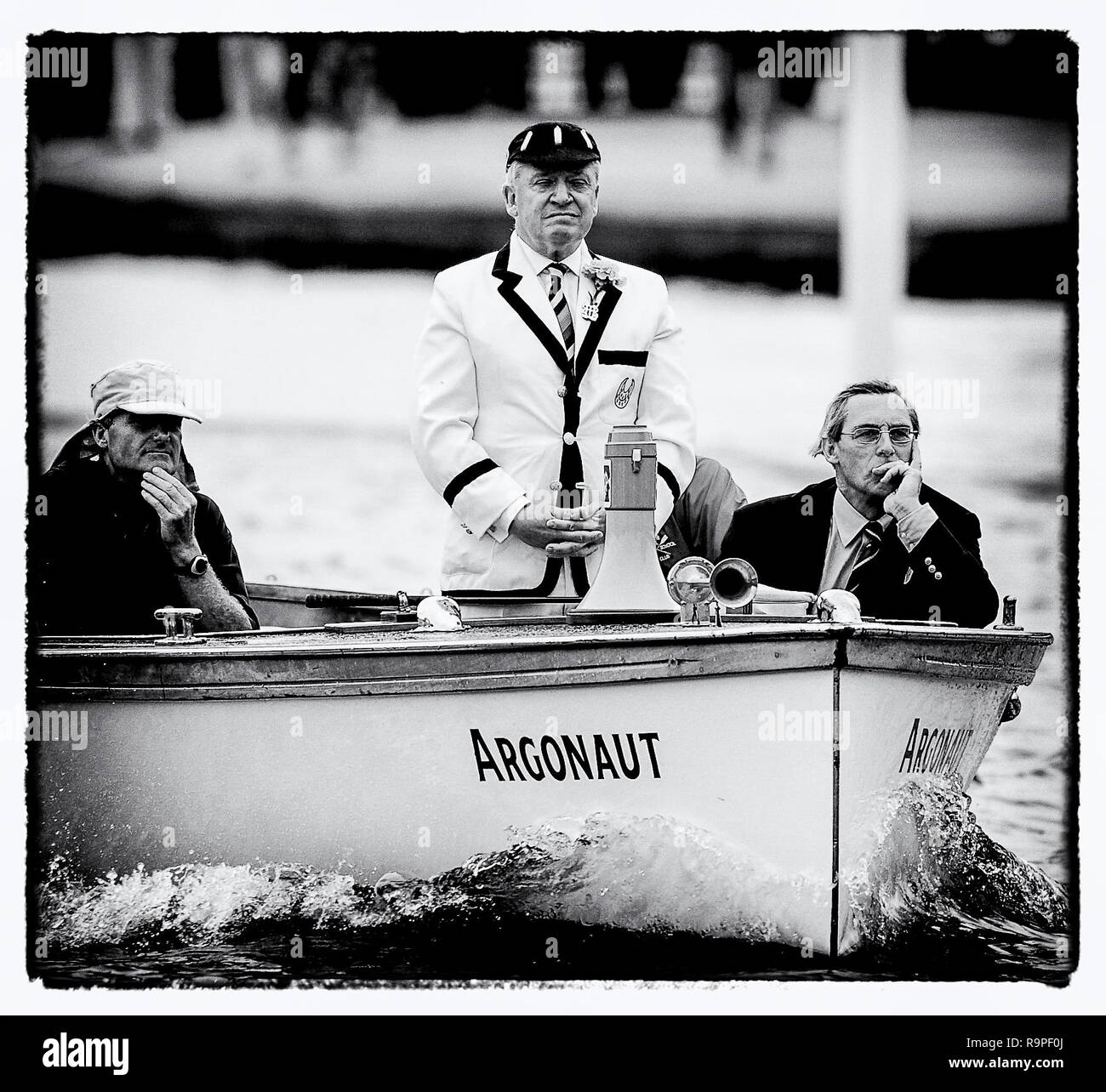 Henley umpire and steward hi-res stock photography and images - Alamy