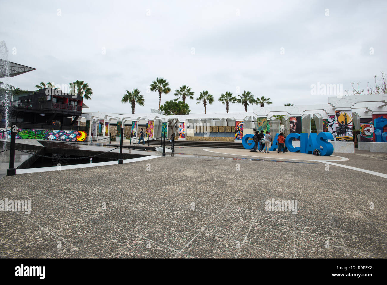 Guayarte Square in Guayaquil Stock Photo - Alamy
