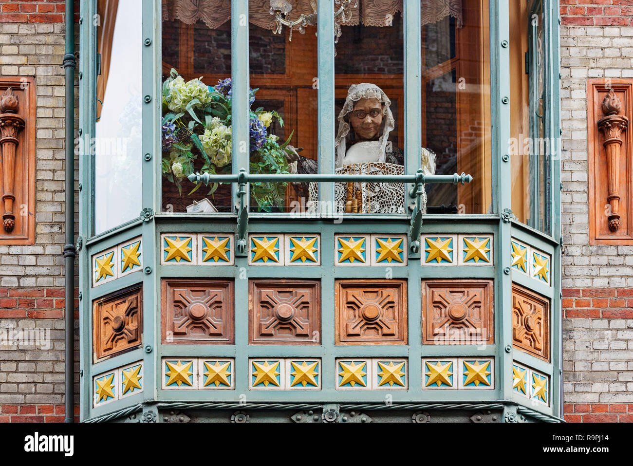 the ROCOCO Shop, lace makers for several generations (since 1833).in ...