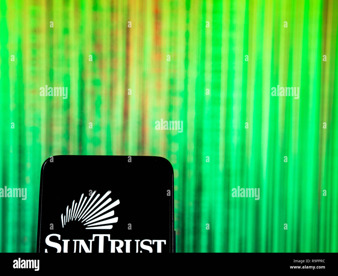 Suntrust logo hi-res stock photography and images - Alamy