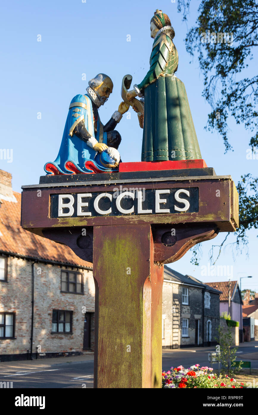 Northgate queen elizabeth i with charter town sign signs beccles hi-res ...