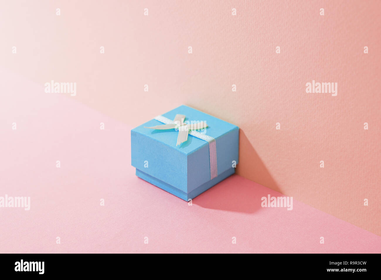 gift box. Pink Two Tone Background Stock Photo - Alamy