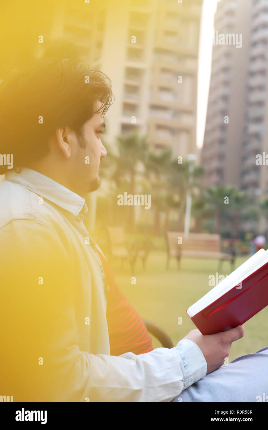 Man diary hi-res stock photography and images - Alamy