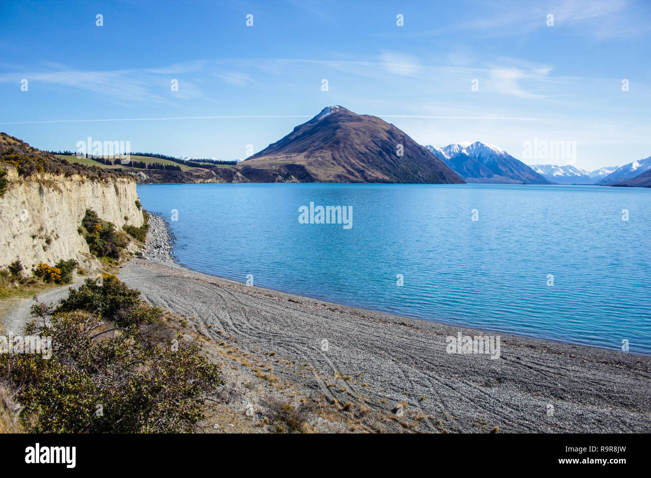 Lake Coleridge in Canterbury, South Island, New Zealand Stock Photo - Alamy