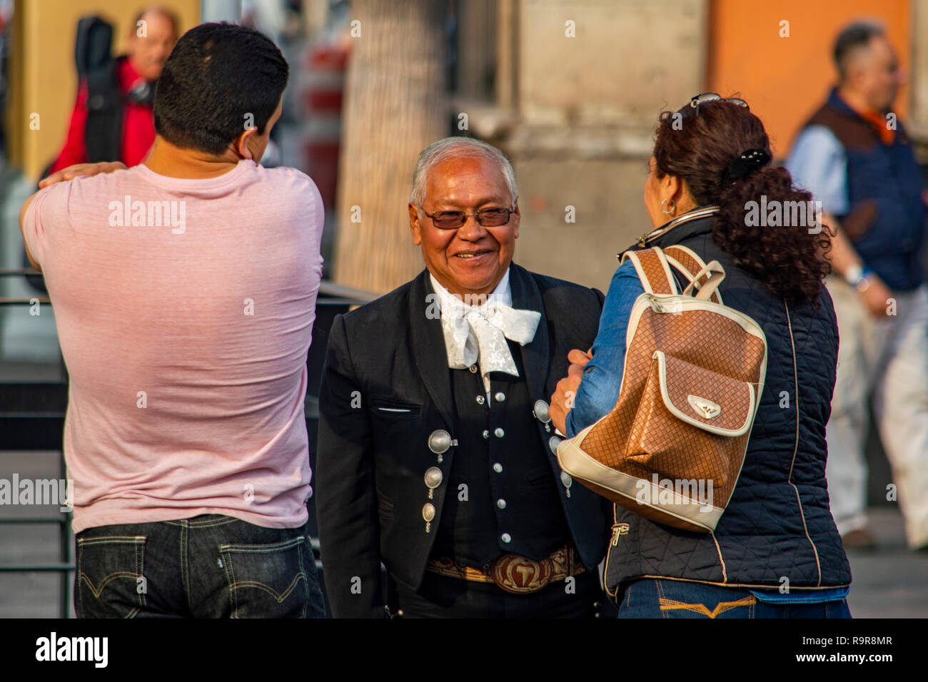 Mariachi man hi-res stock photography and images - Alamy