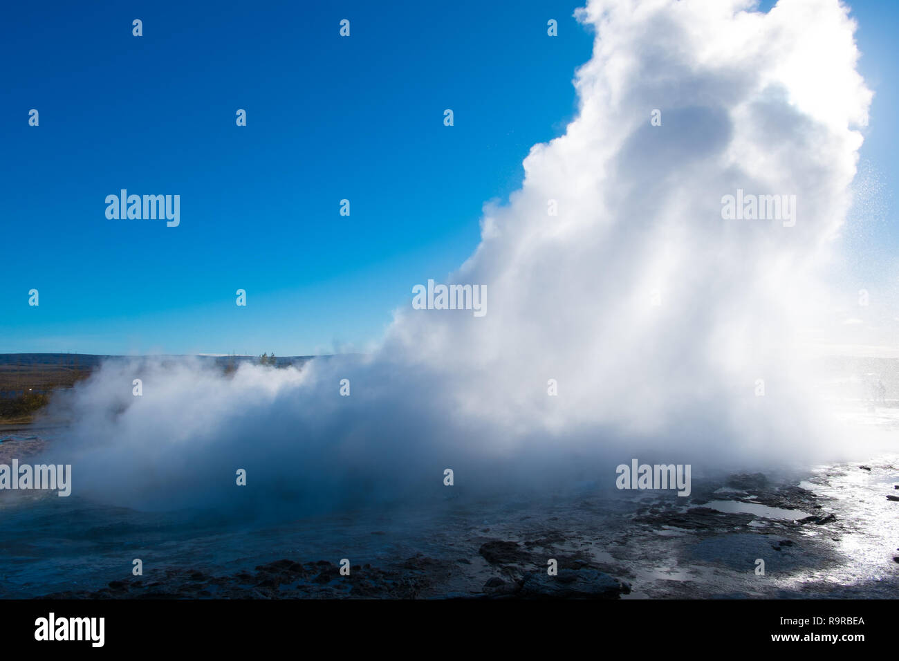 Haukadalur, the geysers, geothermal, Strokkur, hot springs, mud pots ...
