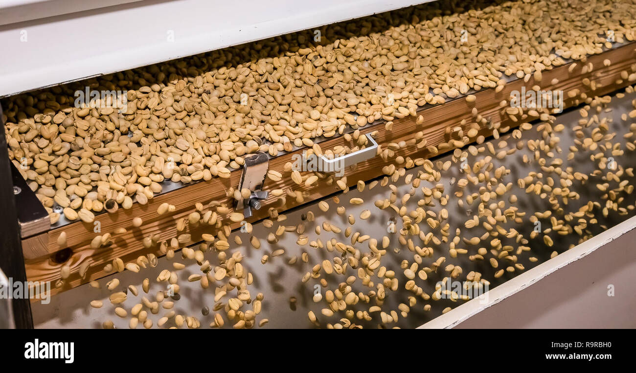 Mechanised production line hi-res stock photography and images - Alamy