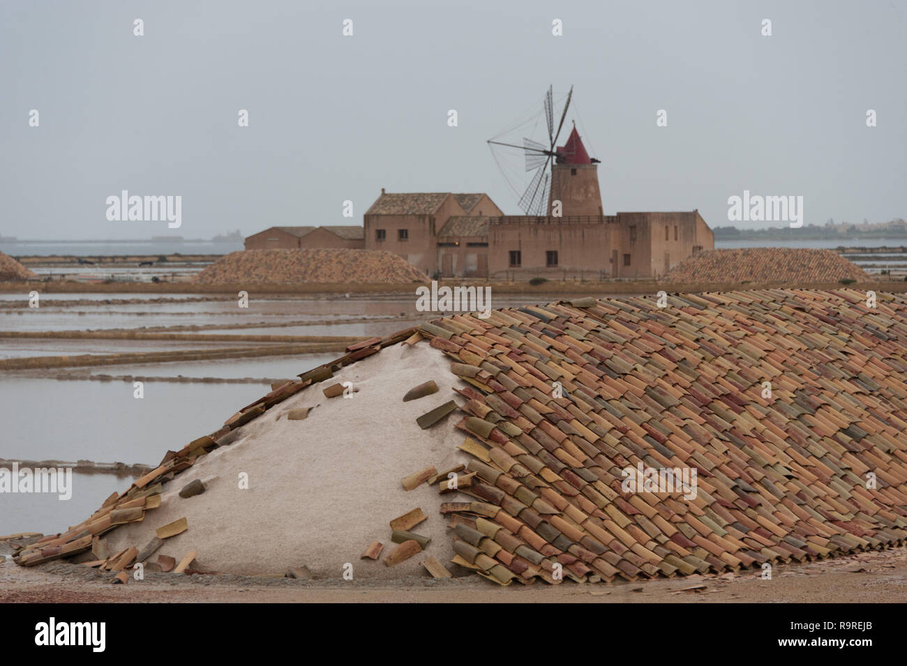 Trapani saltworks windmill hi-res stock photography and images - Alamy
