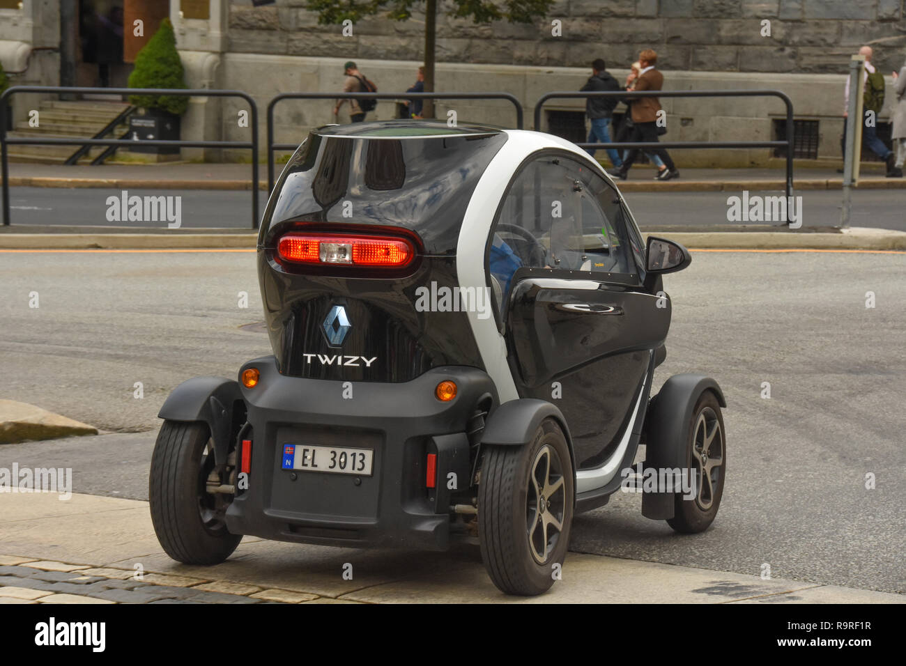 Twizy Electric car Stock Photo - Alamy