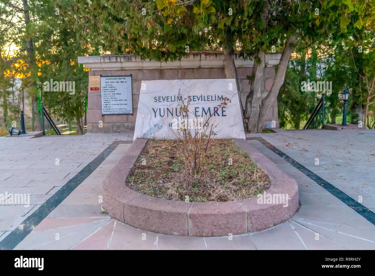 Yunus Emre Resimleri