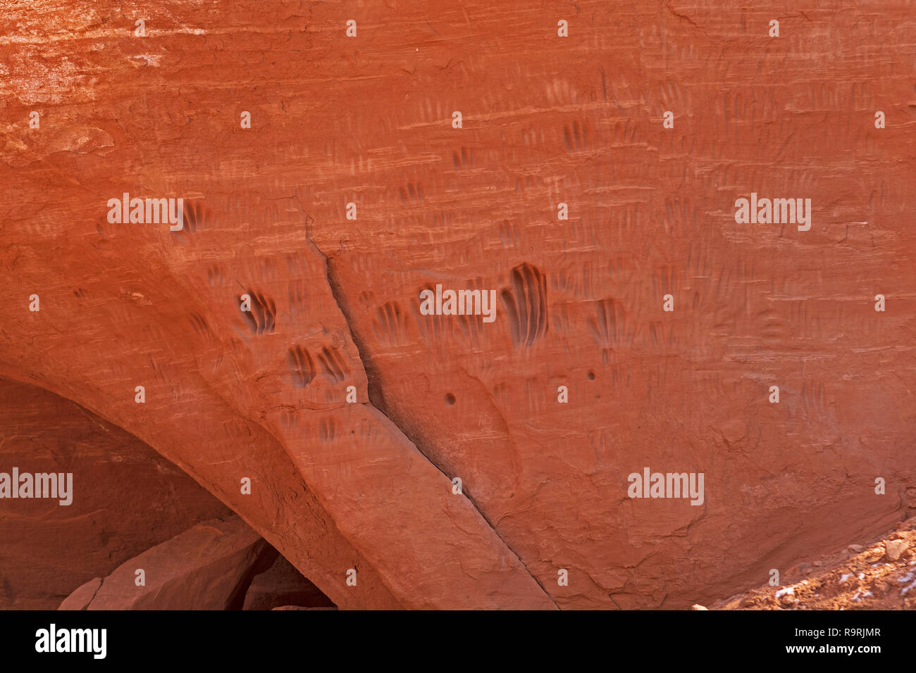 Hand Print Weathering on a Red Rock Wall in Kodachrome Basin State Park ...
