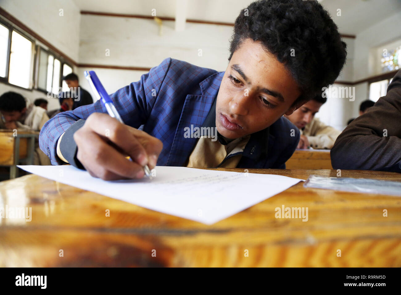 Student who is poor hi-res stock photography and images - Alamy