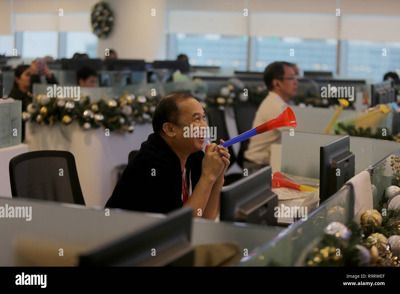 Philippine stock exchange hi-res stock photography and images - Alamy