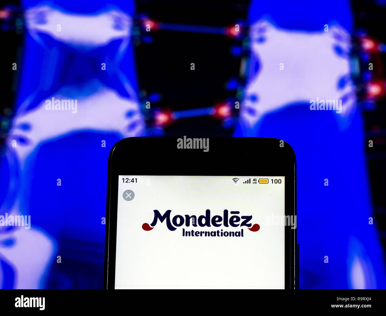 Mondelez international logo hi-res stock photography and images - Alamy