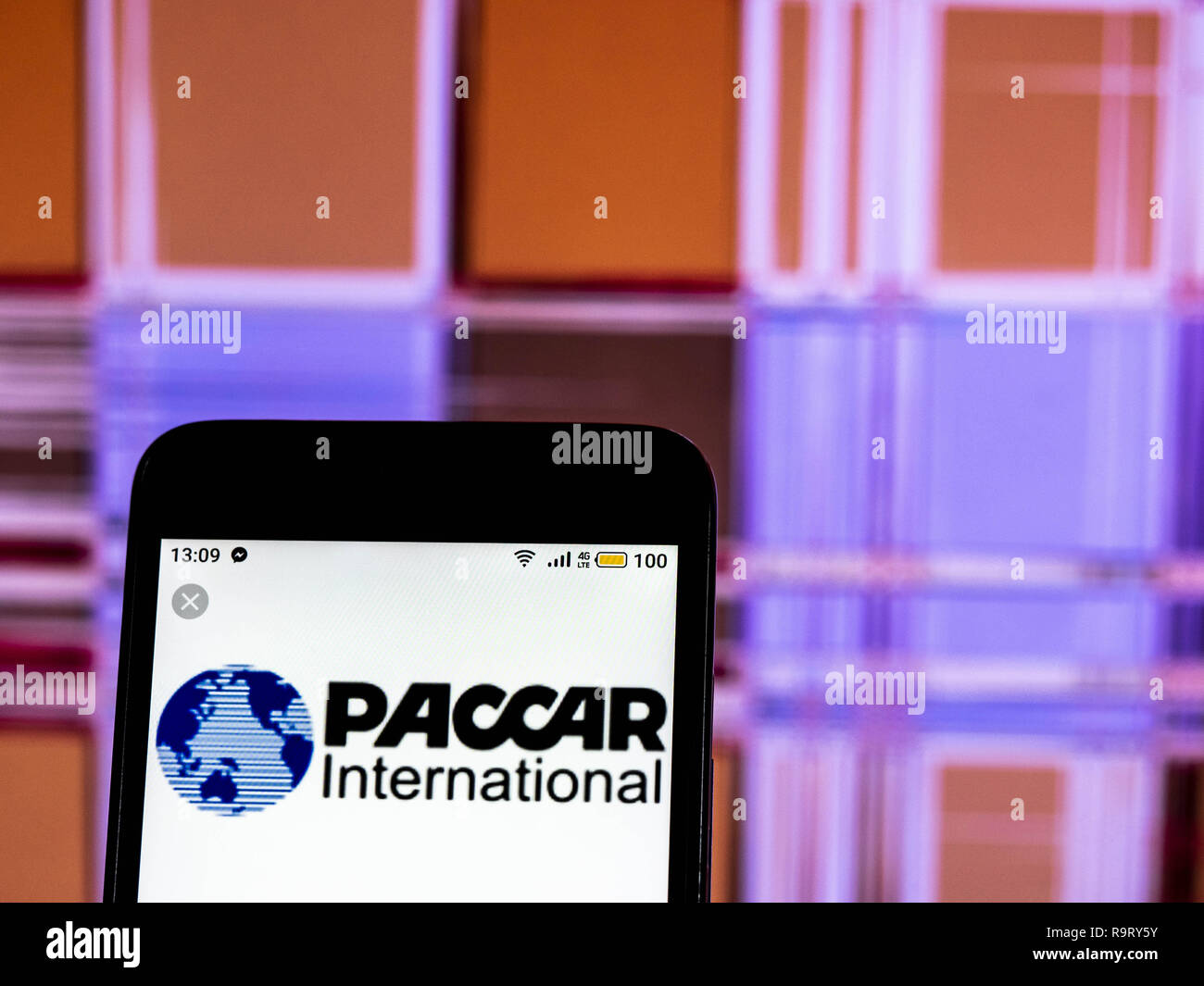 Paccar logo hi-res stock photography and images - Alamy