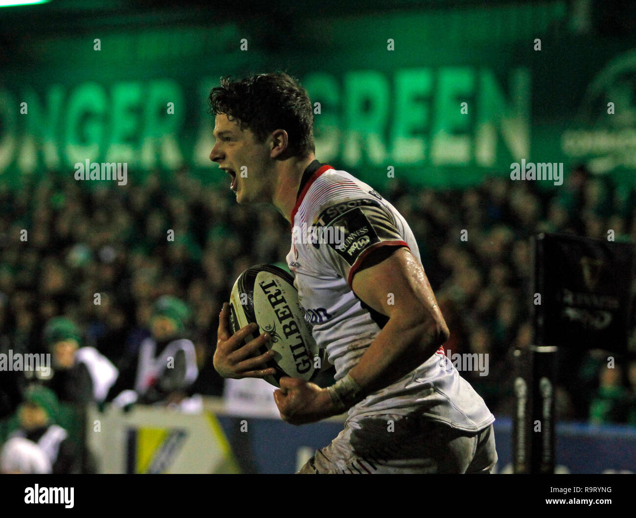 Galway Sportsground, Galway, Ireland. 28th Dec, 2018. Guinness Pro14 ...