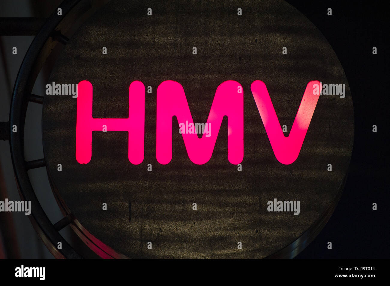 Hmv logo shop hi-res stock photography and images - Alamy