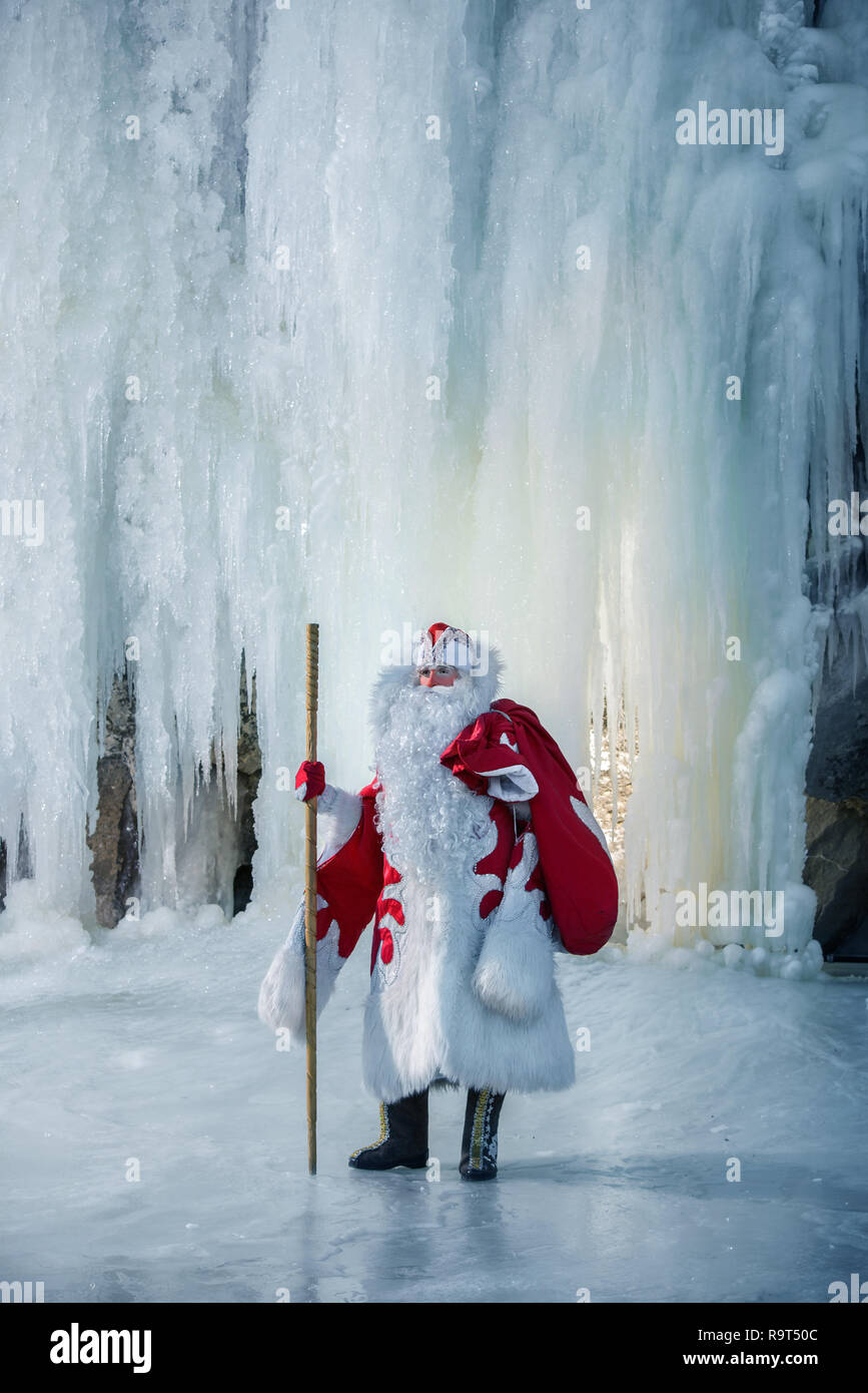 Russian character Ded Moroz on icy background Stock Photo - Alamy