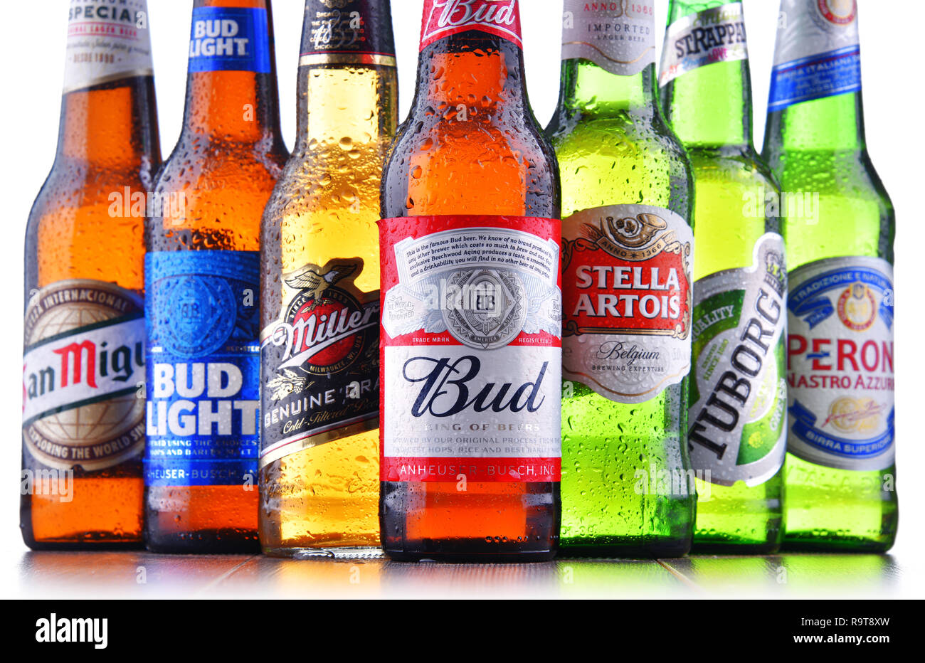 Peroni beer logo hi-res stock photography and images - Alamy