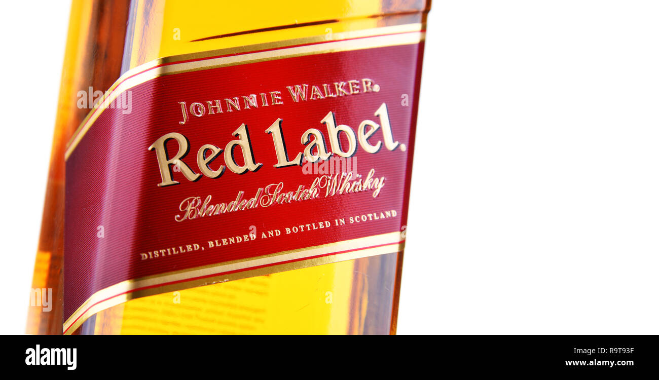 Whisky red label bottle glass hi-res stock photography and images - Alamy