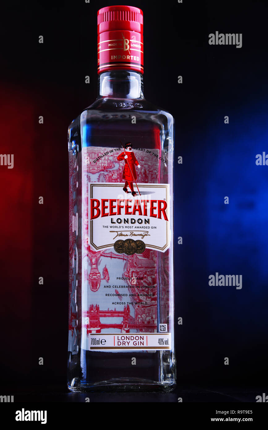 Beefeater gin bottle hi-res stock photography and images - Alamy