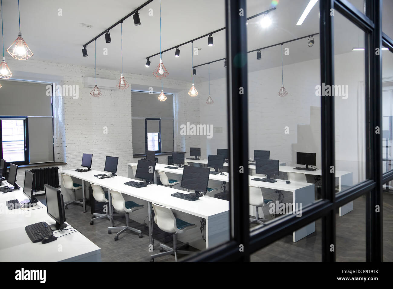 Classroom training perspective hi-res stock photography and images - Alamy