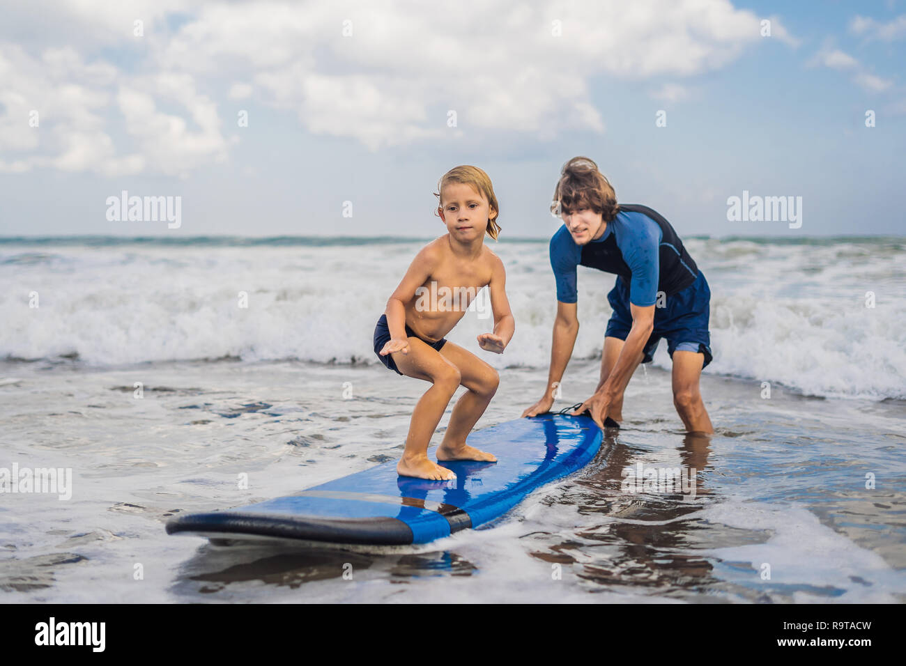 Surf lesson children hi-res stock photography and images - Alamy