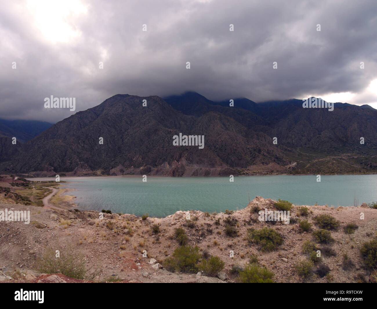 Lake Potrerillos, Mendoza Argentina Stock Photo - Alamy