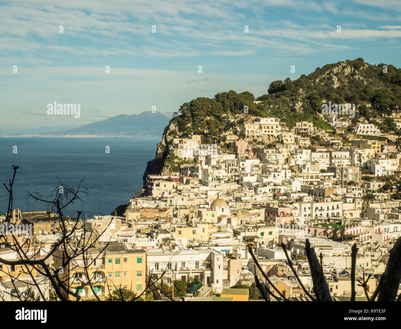 Cliff in capri island hi-res stock photography and images - Alamy