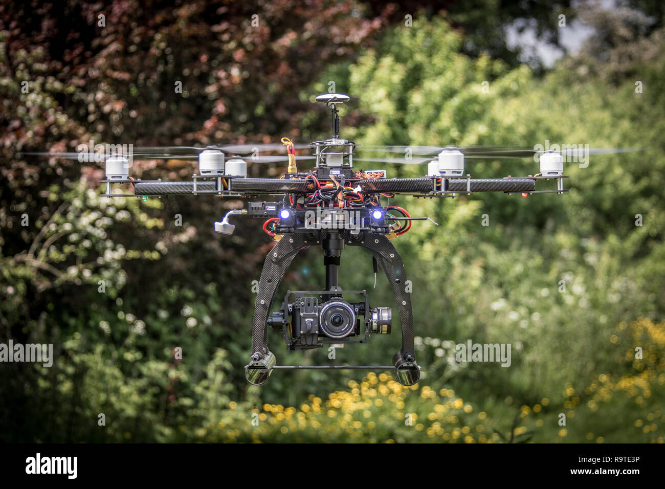 Drone hexacopter flying in sky hi-res stock photography and images - Alamy