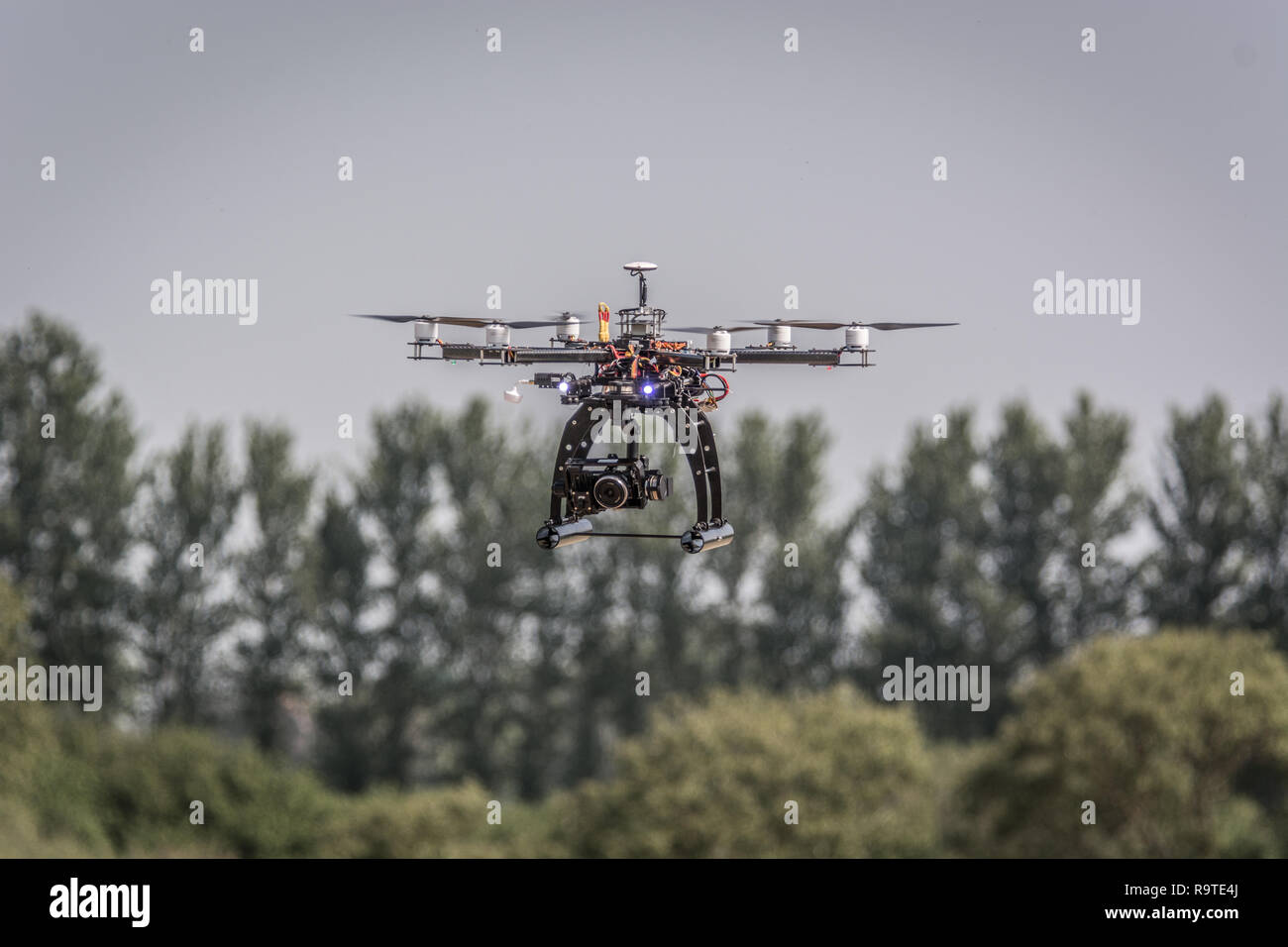 Flying hexecopter hi-res stock photography and images - Alamy
