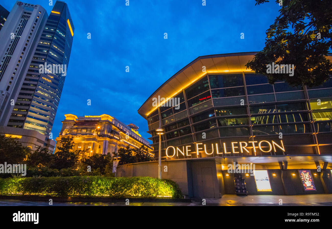 One Fullerton Dining and Shopping, Marina Bay, Singapore Stock Photo ...