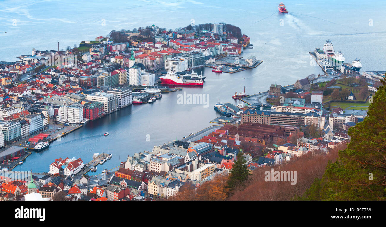 Port of bergen norway hi-res stock photography and images - Alamy