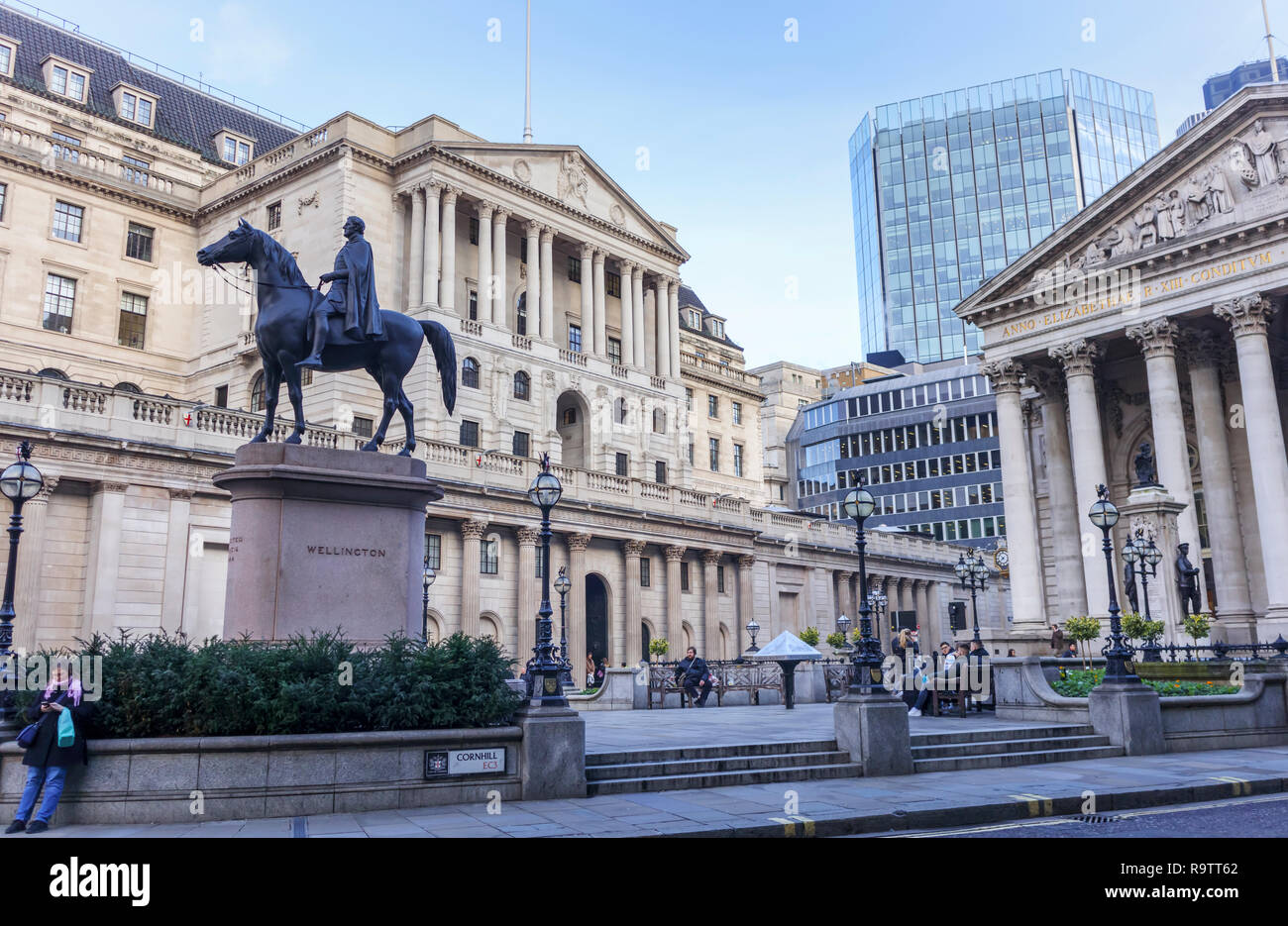 Portico entrance and facade of The Bank of England in Threadneedle ...