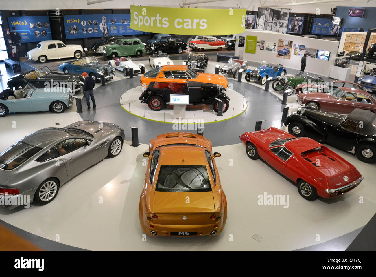 Inside an mg sports car hi-res stock photography and images - Alamy