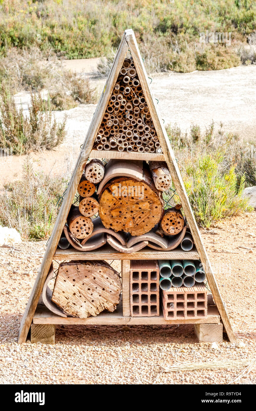 Bug hotels hi-res stock photography and images - Alamy