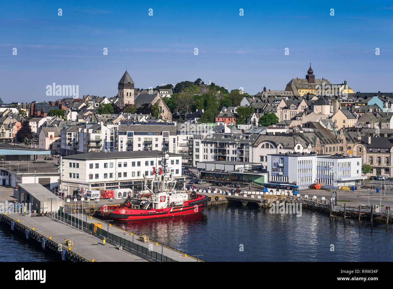 City dock hi-res stock photography and images - Alamy