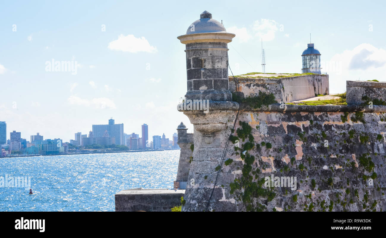The Morro Castle at the entrance of the Havana harbor Stock Photo - Alamy