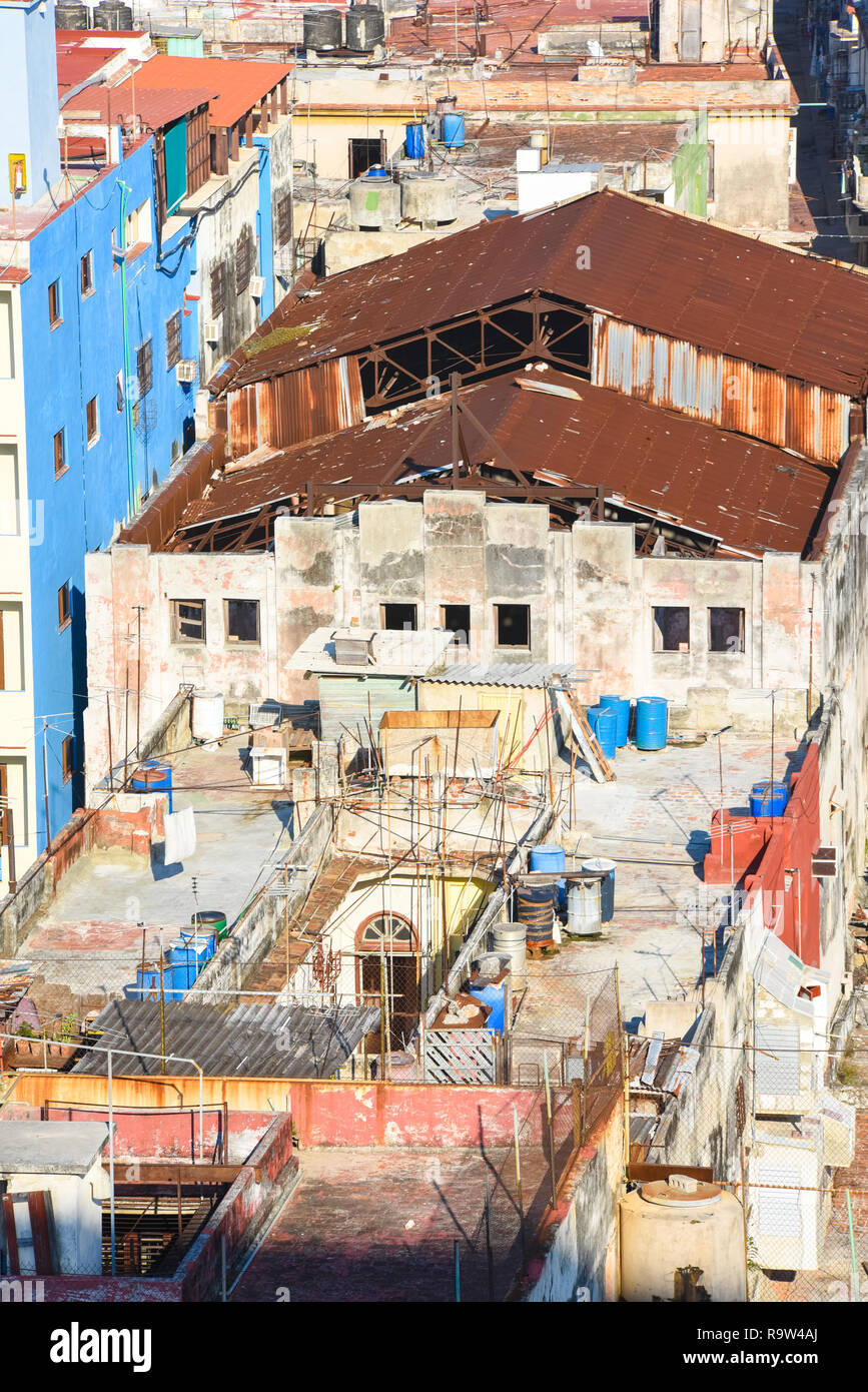 Havana cuba rooftops hi-res stock photography and images - Alamy