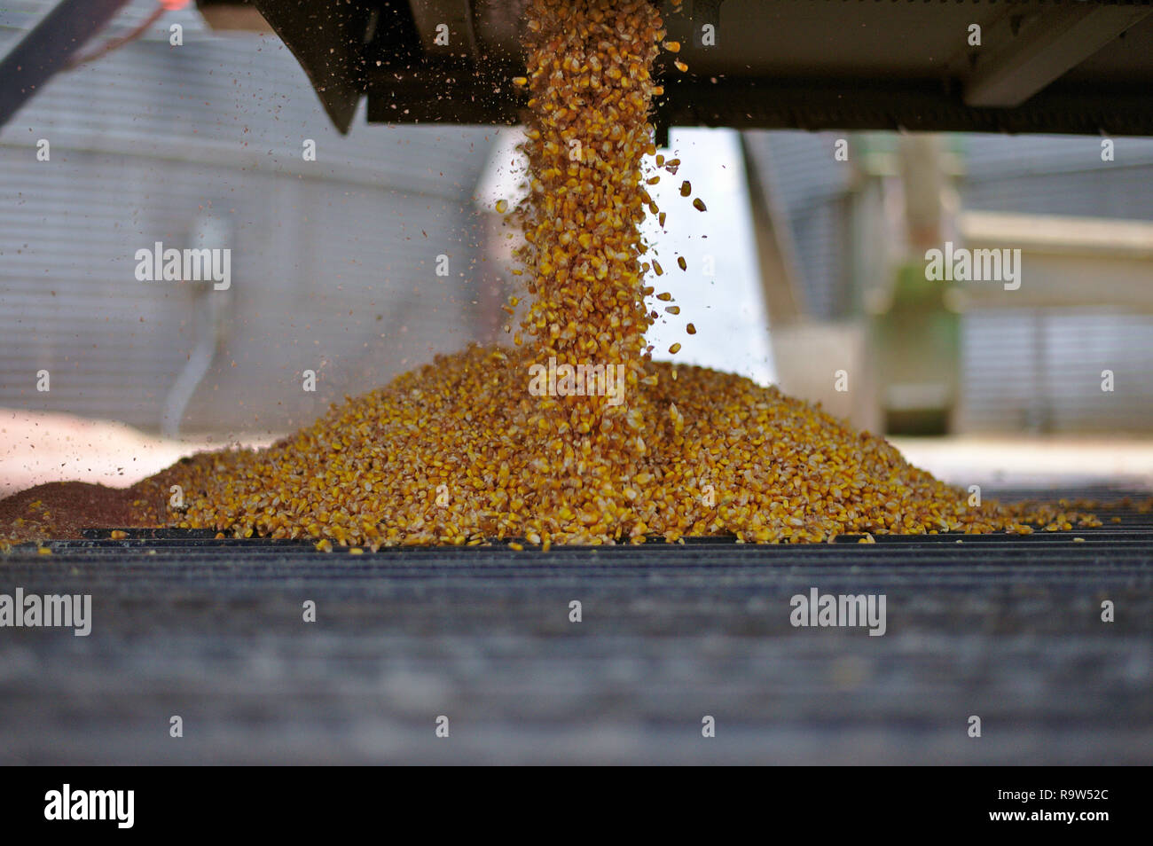 Elevator pit hi-res stock photography and images - Alamy