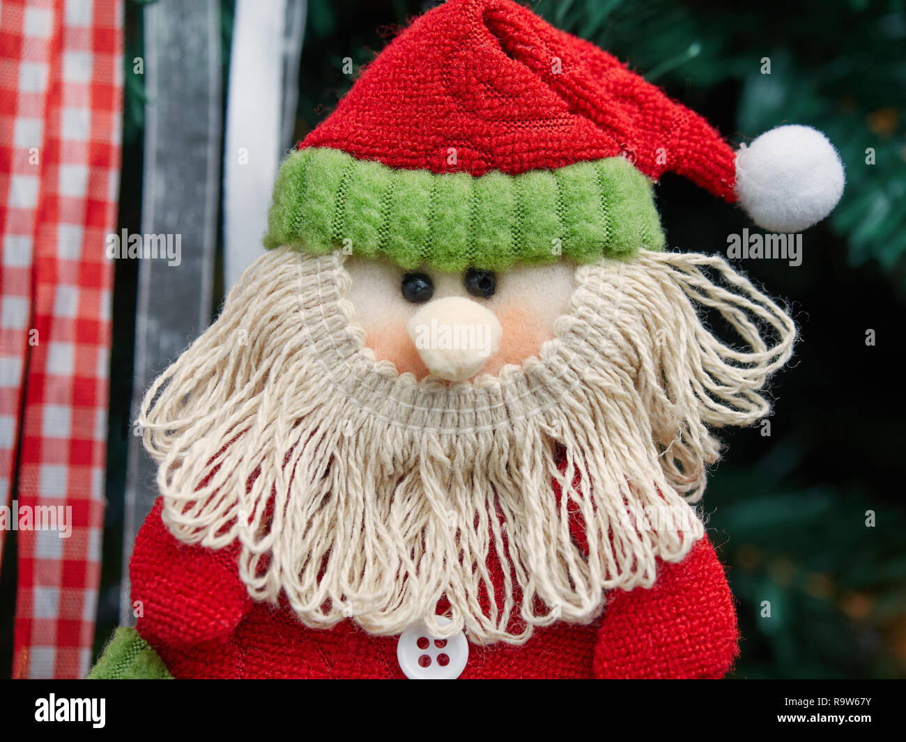 Fabric hung hi-res stock photography and images - Alamy