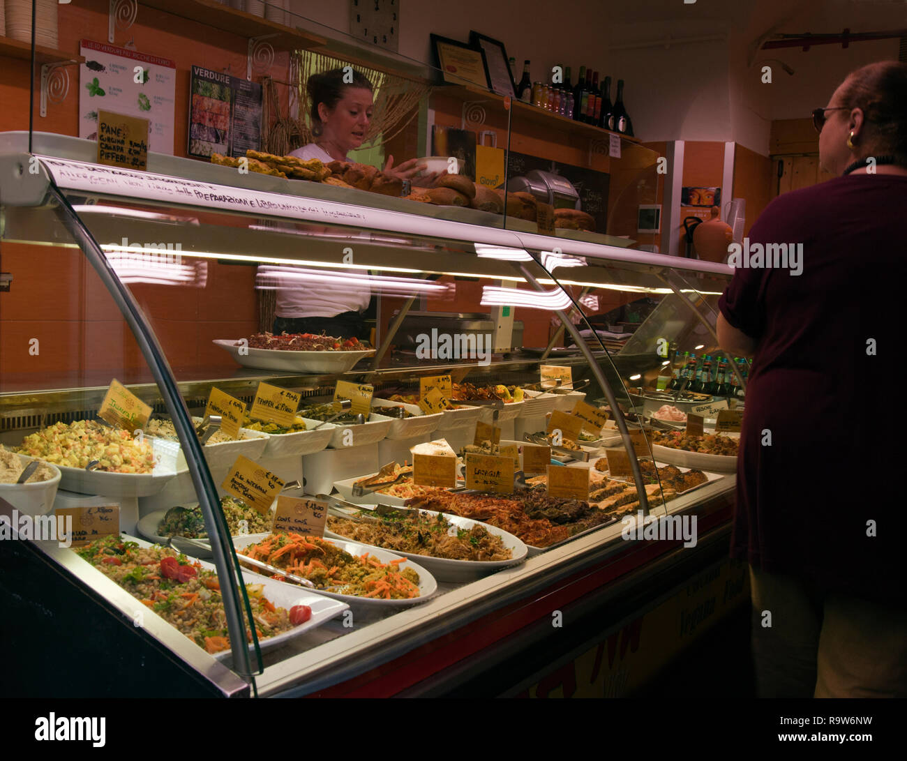 Takeaway counter hi-res stock photography and images - Alamy