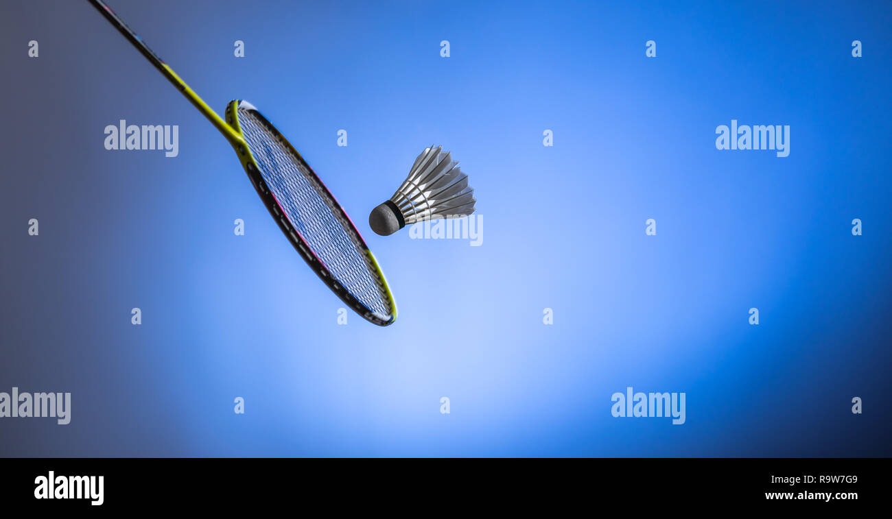 Badminton racket and shuttlecock closeup Stock Photo - Alamy