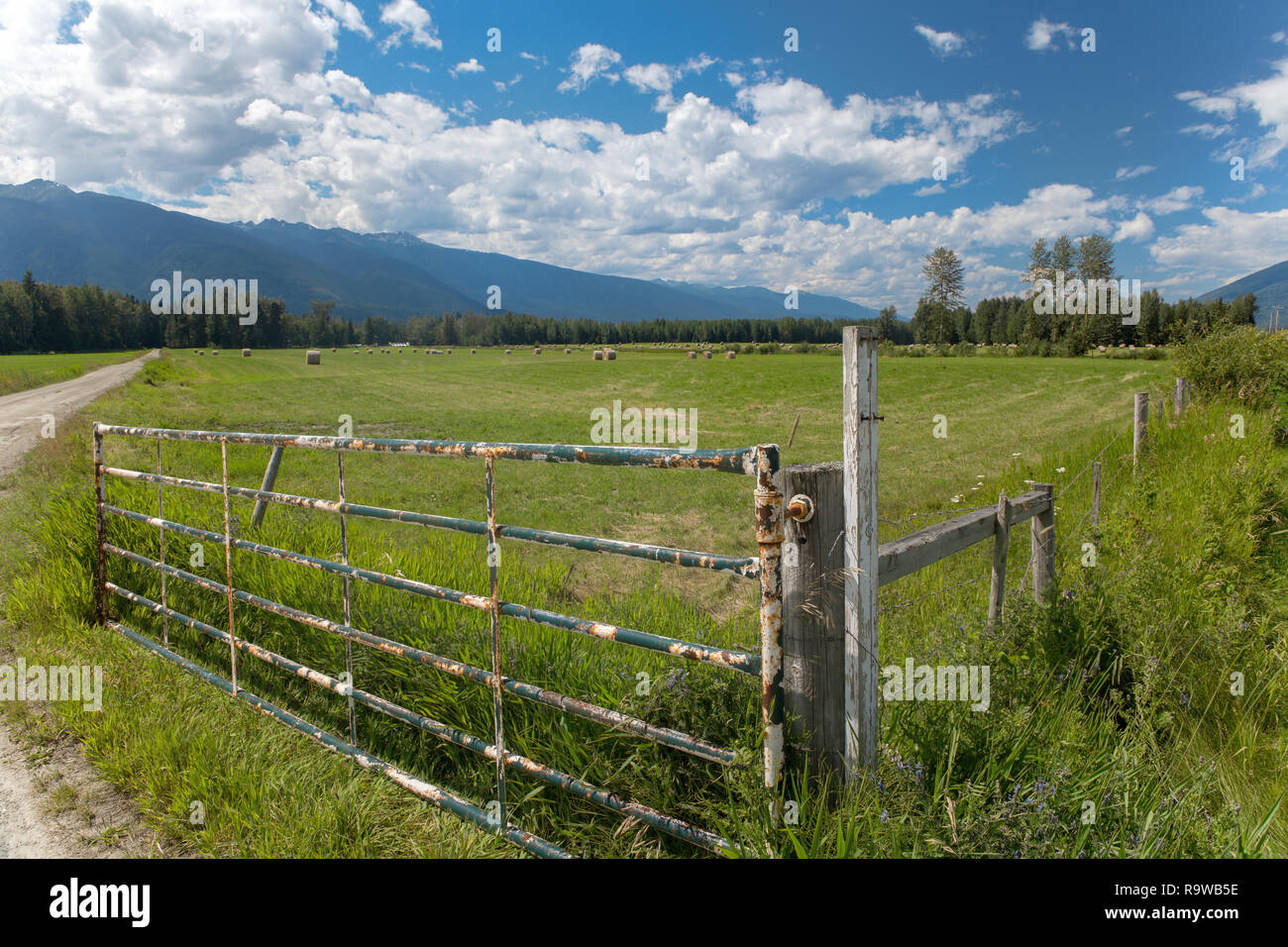 An open gate to a farm in British Columbia, Canada Stock Photo - Alamy