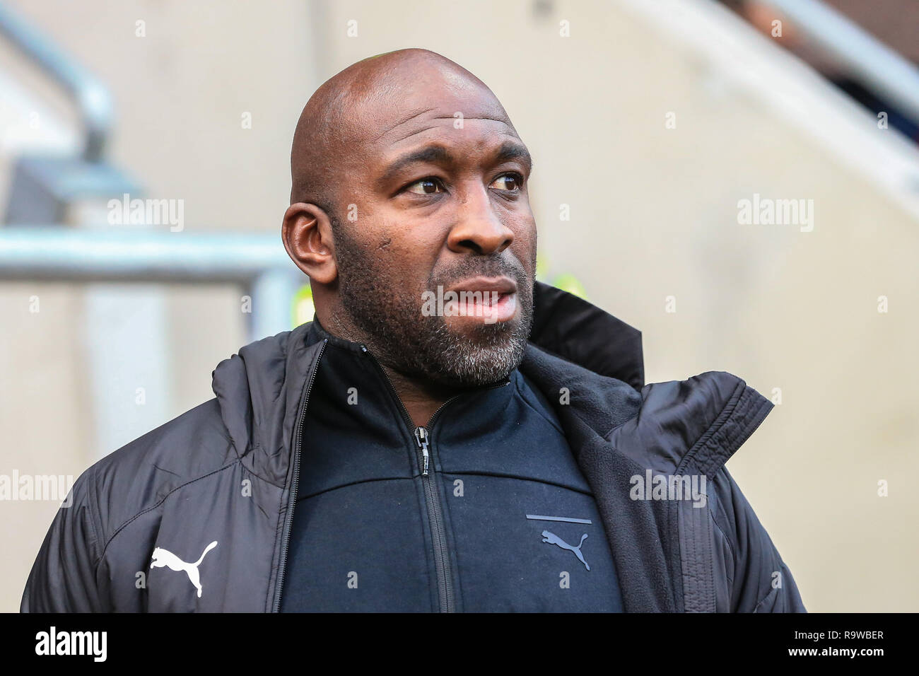 Darren moore west brom hi-res stock photography and images - Alamy