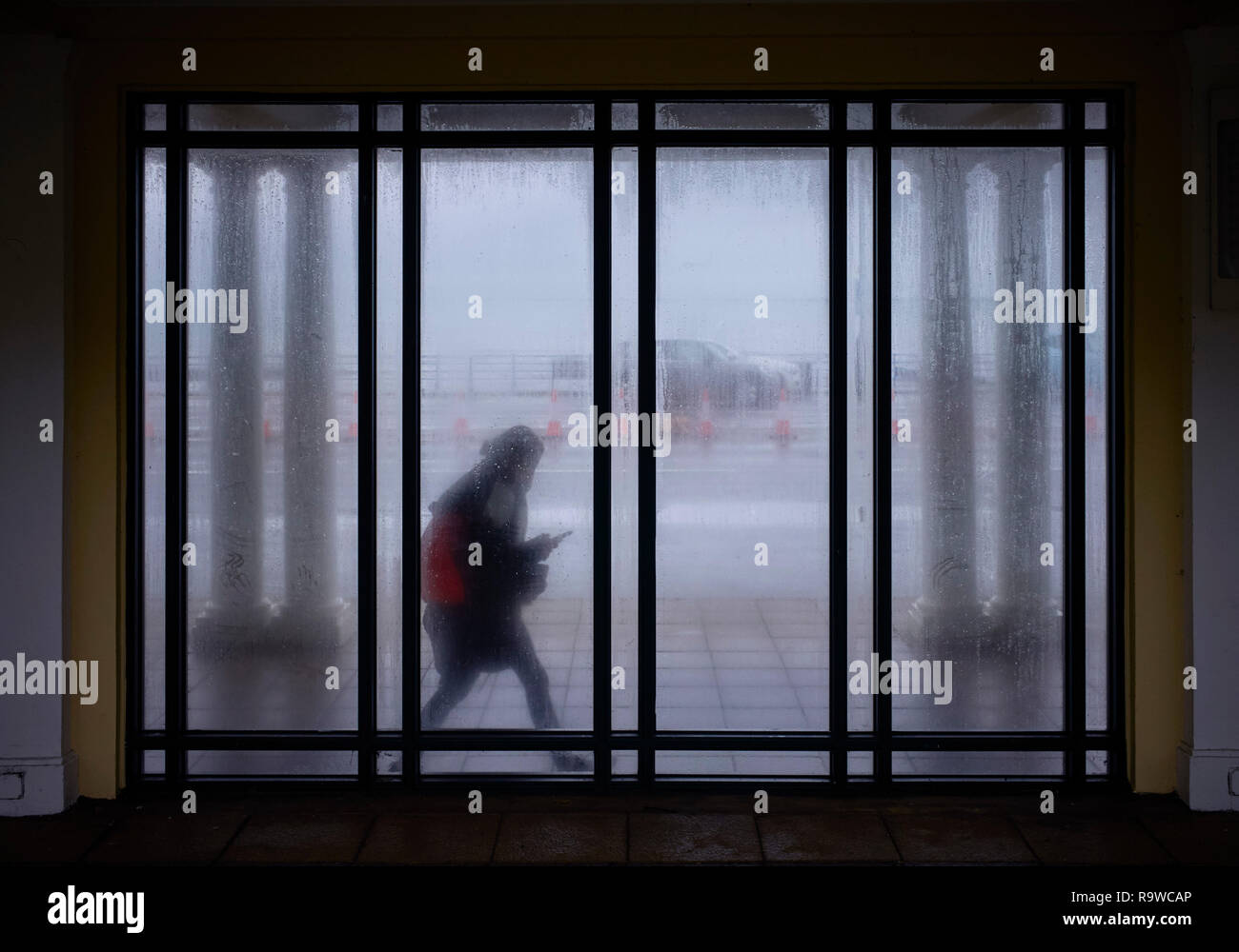 Hunched woman hi-res stock photography and images - Alamy